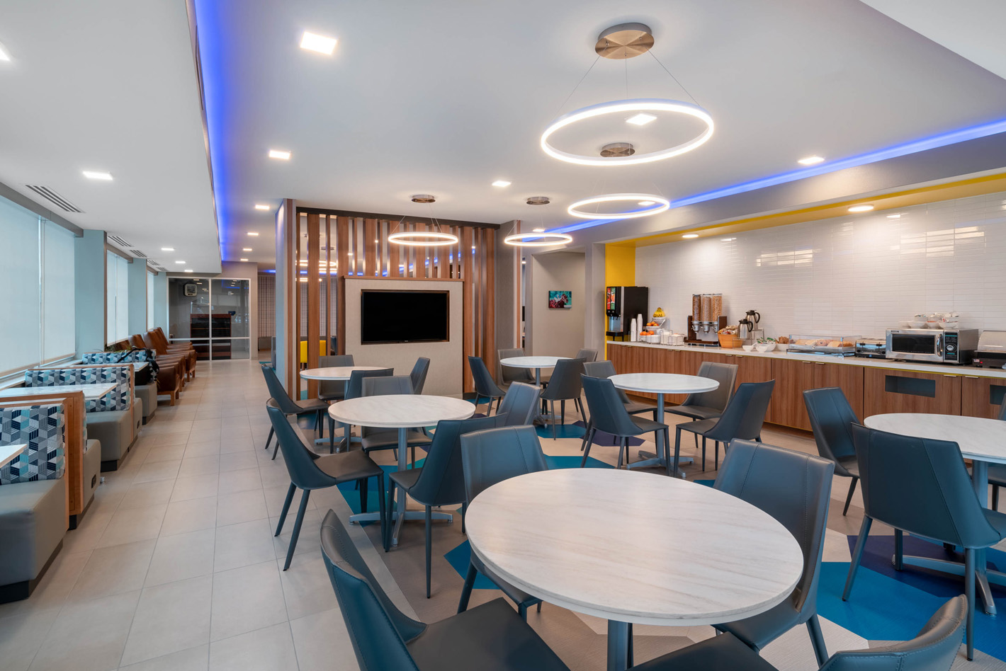 Build Microtel | Wyndham Hotels & Resorts